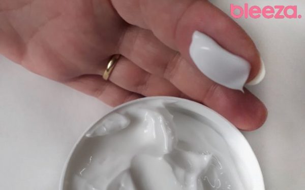 Ofertas de Creme Hidratante para Corpo, Rosto e Mãos Nivea Soft Suave 1 ...